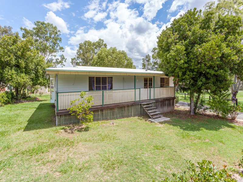 5 Russell Street, Helidon, Qld 4344 - Property Details