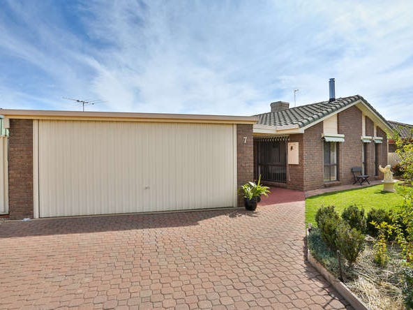 7 Mansell Drive, Mildura, Vic 3500 - Property Details