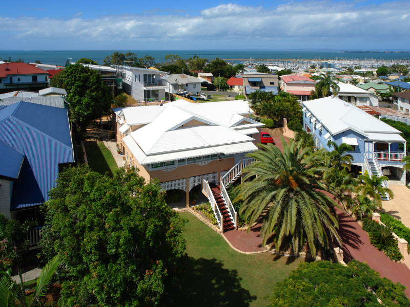 18 Oakley Street, Manly, QLD 4179 - realestate.com.au