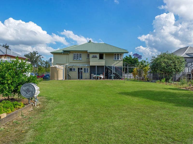 64 Cartwright Street, Windsor, Qld 4030 - Property Details