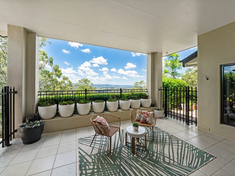 9 Gordon Crescent, Withcott, Qld 4352 - Property Details