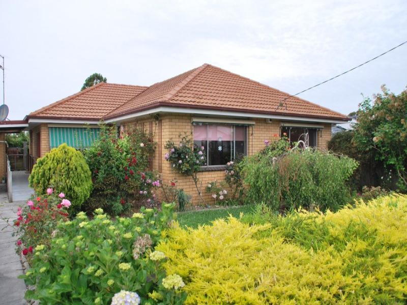 6 Devlin Street, Foster, Vic 3960 - Property Details