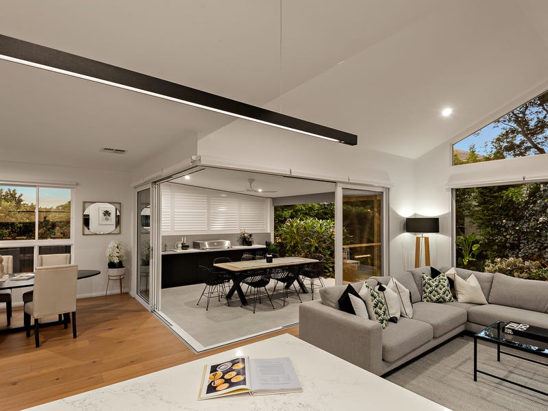 4 Fromelles Avenue, Seaforth, NSW 2092 - Property Details