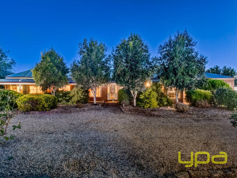 28 Springbank Way, Brookfield, Vic 3338 - Property Details