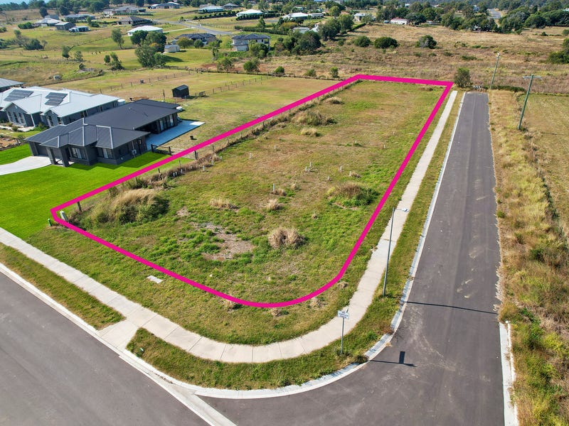 17 Ridgevale Drive, Regency Downs, QLD 4341 - realestate.com.au