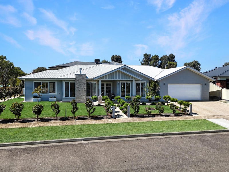 8 Law Drive, Hamilton, Vic 3300 - Property Details