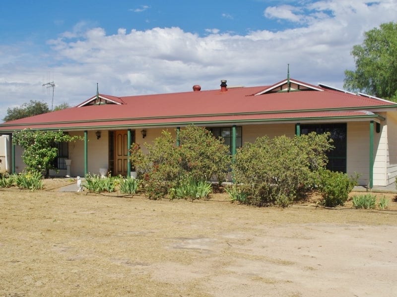 76 Kulkyne Street, Renmark West, SA 5341 - realestate.com.au