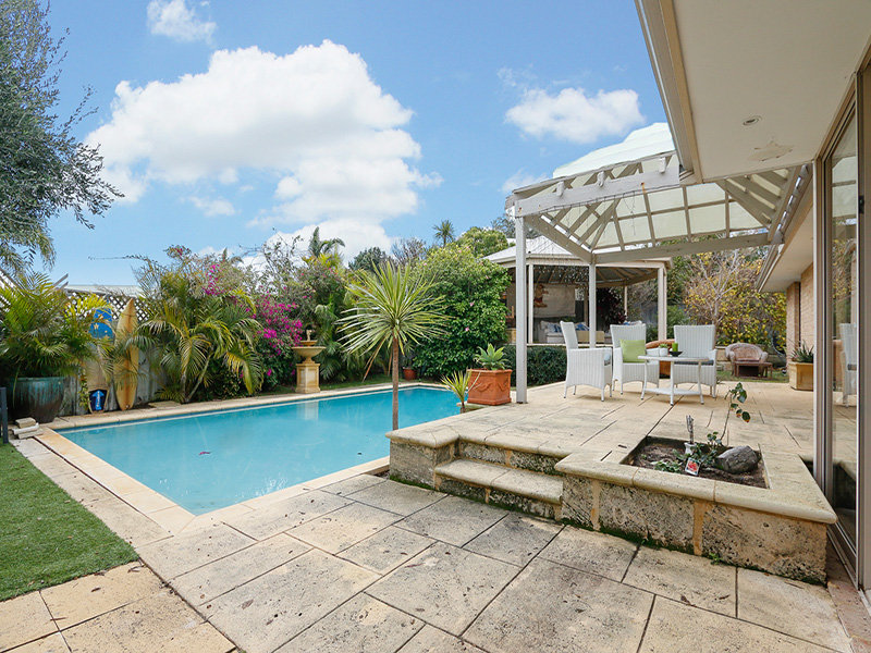 19 Meruka Rtt, Hillarys, WA 6025 - realestate.com.au