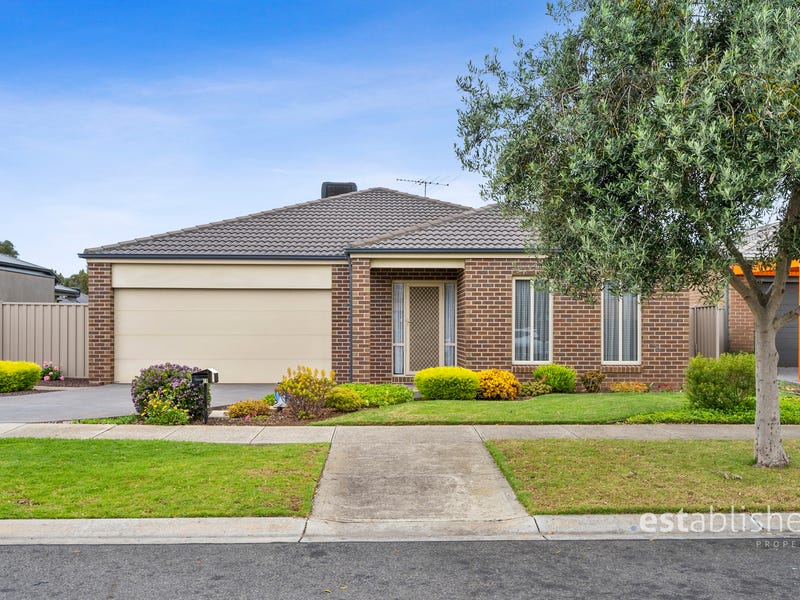 29 Tarango Drive, Point Cook, VIC 3030 - realestate.com.au
