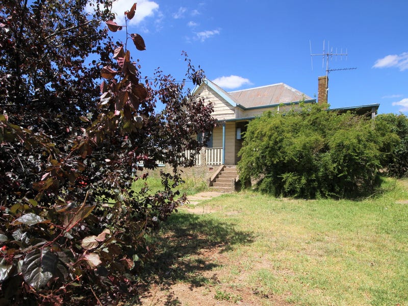 37 Hume Street, Yass, NSW 2582 - realestate.com.au