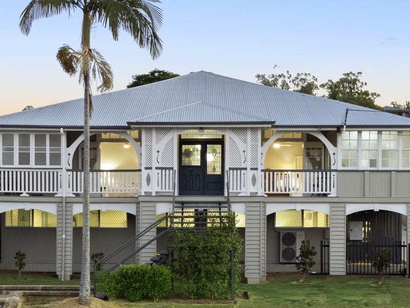 34 Roderick Street, Ipswich, Qld 4305 - Property Details