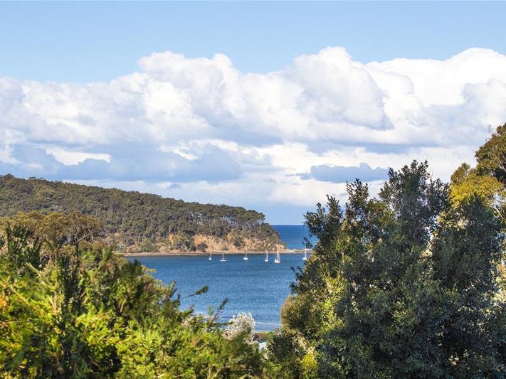 18 Hawks Nest Place, Surfside, NSW 2536 - realestate.com.au