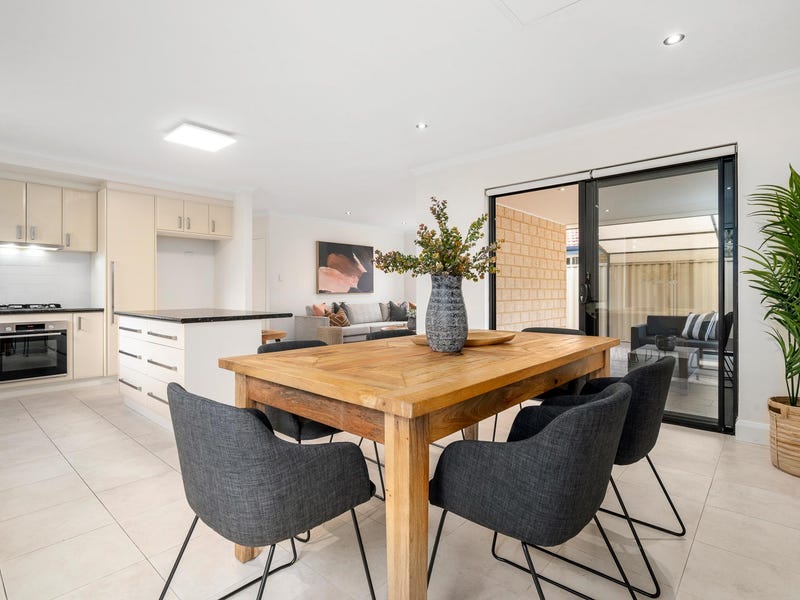 40B Crossland Way, Kardinya, WA 6163 - Property Details