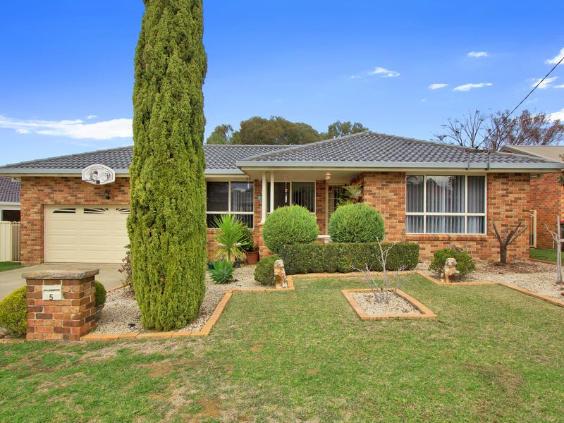 5 Craigends Place, Hillvue, NSW 2340 - realestate.com.au