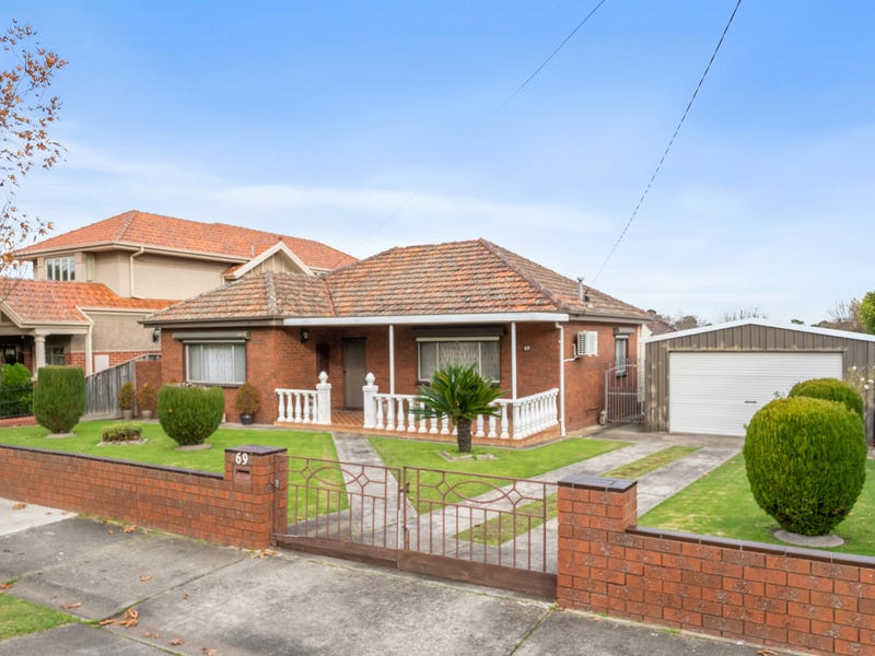 69 Newton Street, Reservoir, Vic 3073 - Property Details