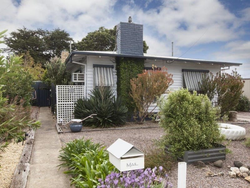 37 Marx Crescent, Ararat, Vic 3377 - Property Details