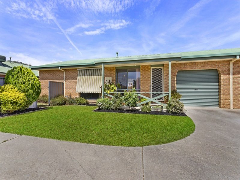 2/12 Jackson Drive, West Wodonga, VIC 3690 - realestate.com.au