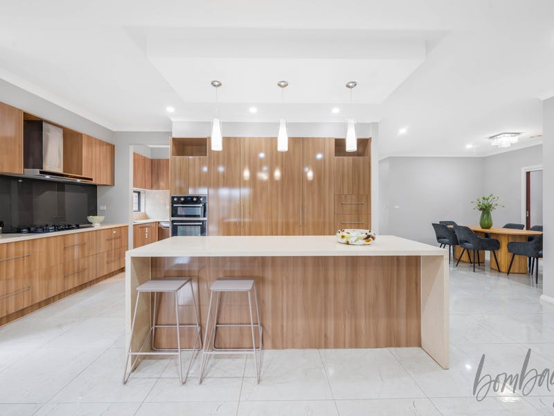 64 Bunting Crescent, Kalkallo, Vic 3064 - Property Details