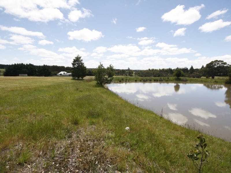 2 Kent Drive, Haddon, Vic 3351 - Property Details