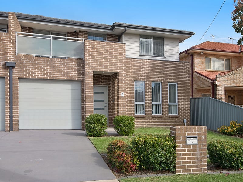 1/68 Magowar Road, Girraween, NSW 2145 - Property Details