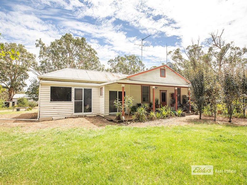205 CAPELTHORNES ROAD, Langkoop, Vic 3318 - Property Details