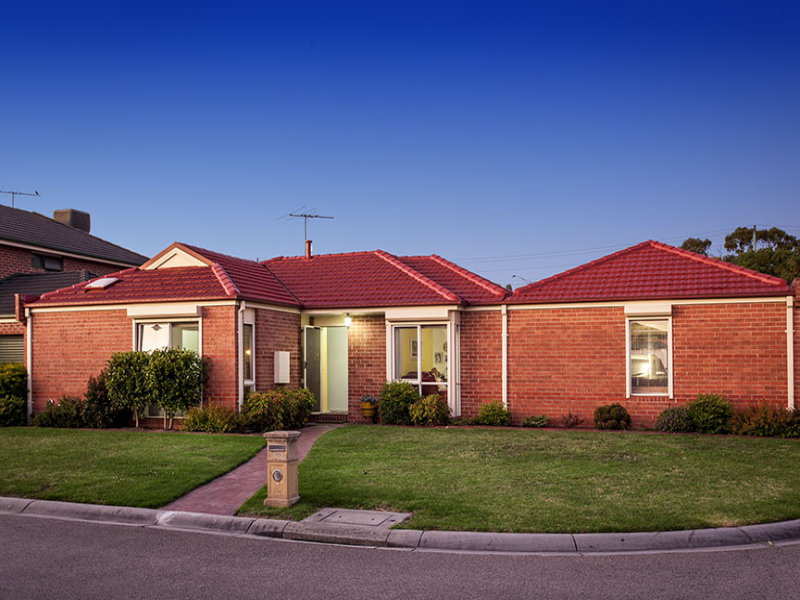 19 Domain Drive, Keysborough, Vic 3173 - Property Details