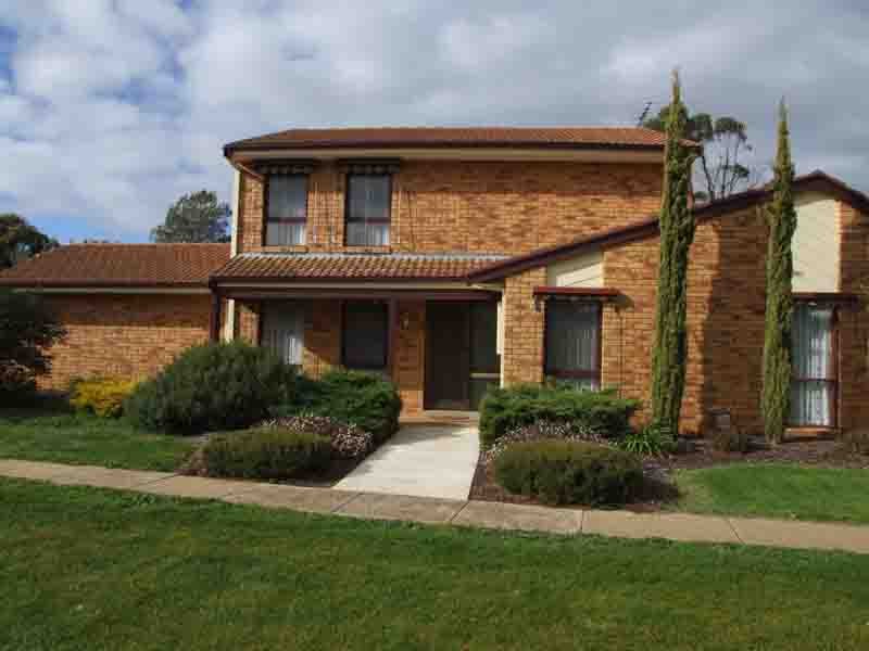 8 Avoca Court, Brookfield Estate, Melton, Vic 3337 - Property Details