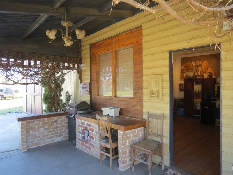 20 Edward Square, Greenethorpe, NSW 2809 - Property Details