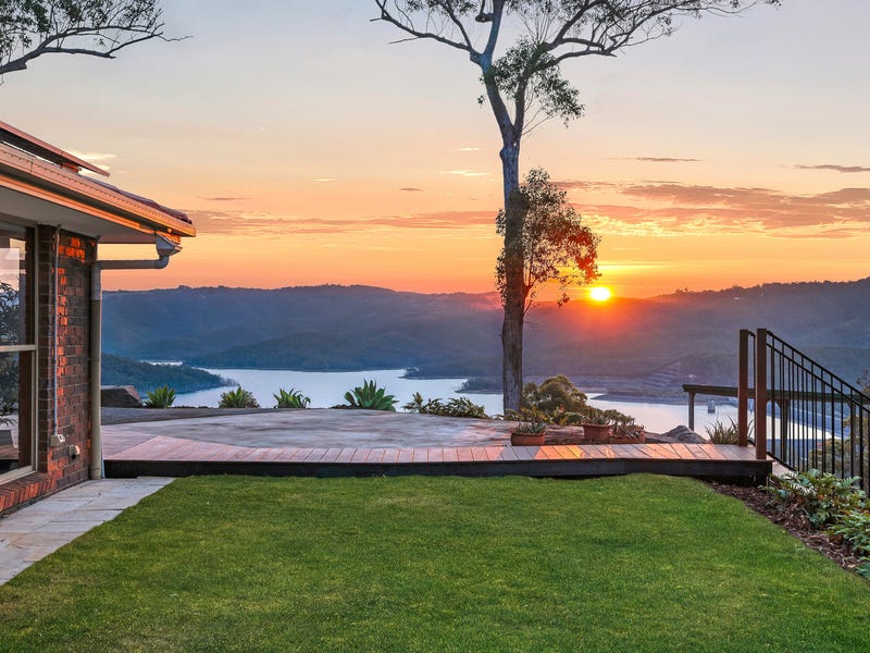 564 The Panorama, Tallai, Qld 4213 - Property Details