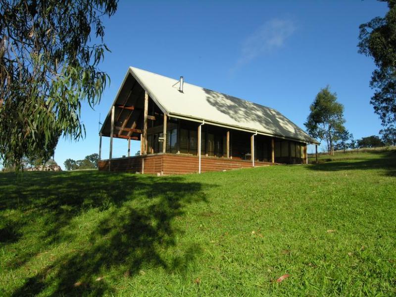 1138 Old Tolmie Road, Tolmie, Vic 3723 - Property Details