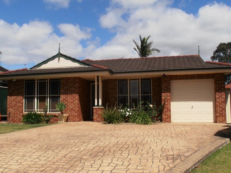 15 Adam Place, Macquarie Fields, NSW 2564 - realestate.com.au