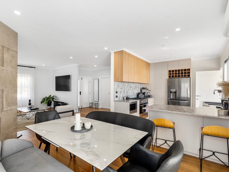 8 Montrose Road, Montrose, Tas 7010 - Property Details