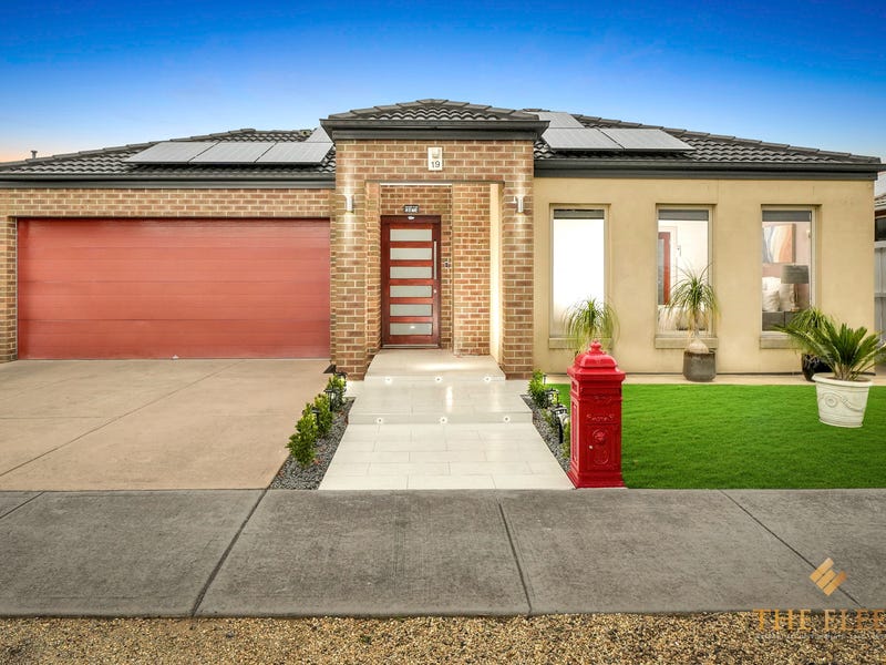 19 Adams Drive, Fraser Rise, VIC 3336 - realestate.com.au