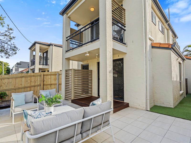 1/7 Eversley Terrace, Yeronga, Qld 4104 - Property Details