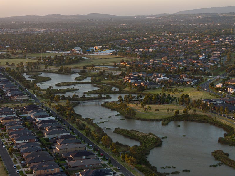 Berwick Waters Land Estate at 157 Honour Avenue, Clyde North ...