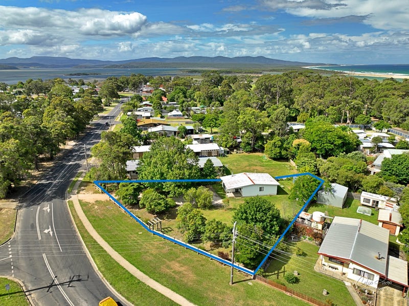 72 Betka Road, Mallacoota, Vic 3892 - Property Details