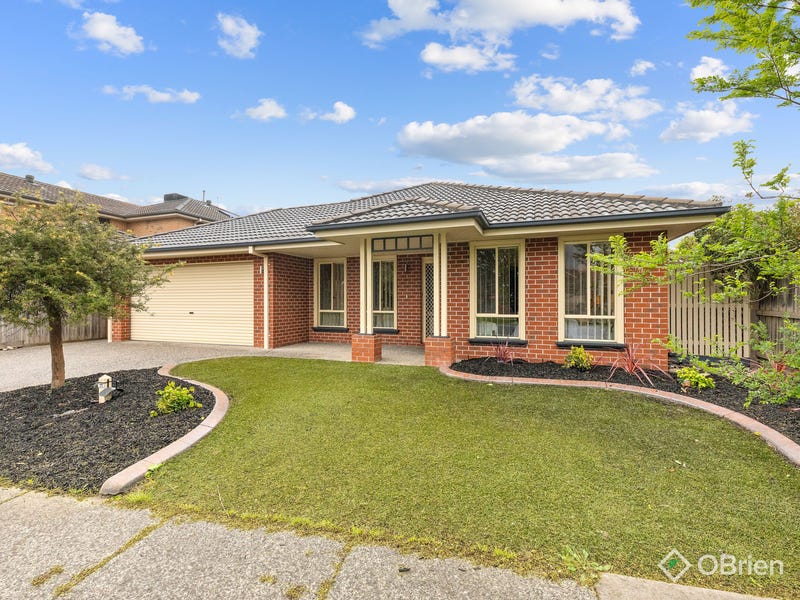 13 Grand Manor Drive, Berwick, Vic 3806 - Property Details