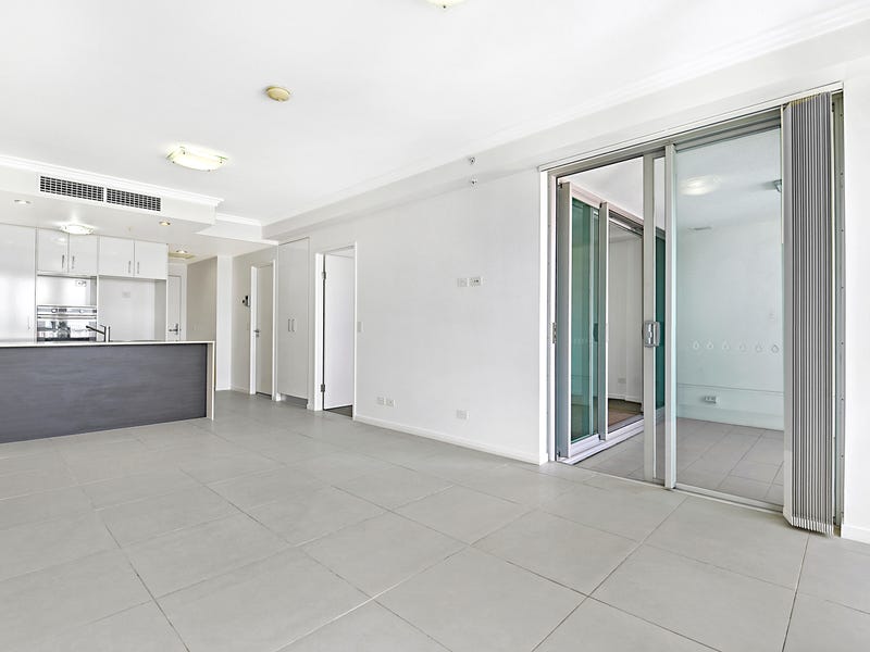82 Marine Parade, Southport, QLD 4215 - realestate.com.au