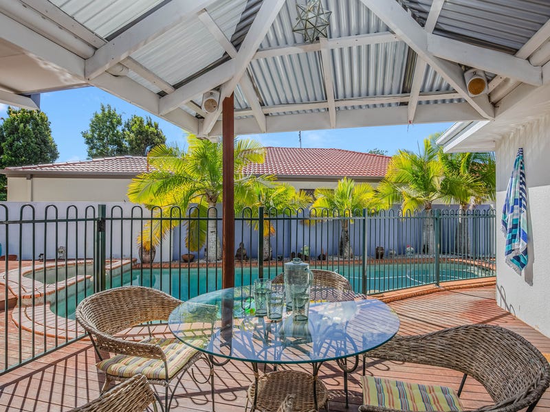 5 Calcetto Place, Arundel, Qld 4214 - Property Details