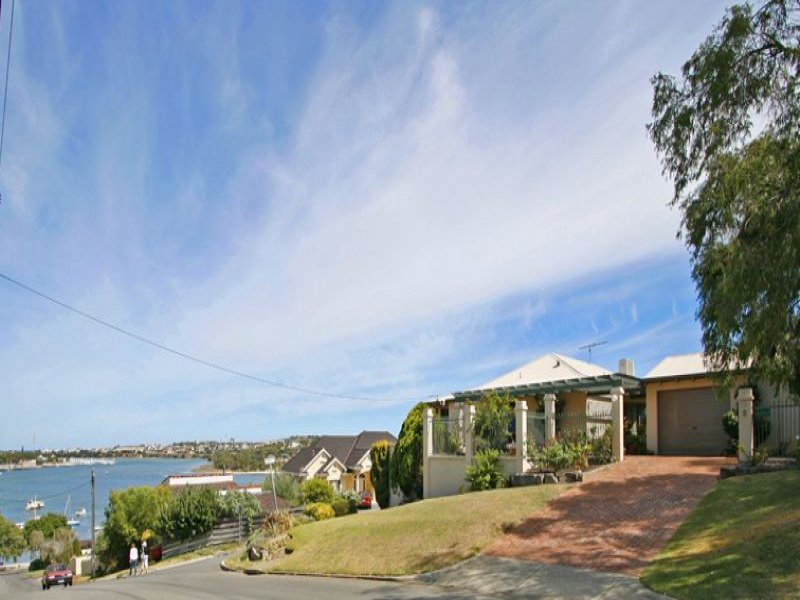 5 Braunton Street, Bicton, WA 6157 - Property Details