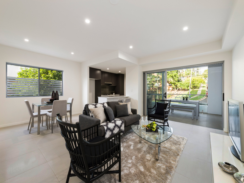 2/27 York Street, Indooroopilly, Qld 4068 - Property Details