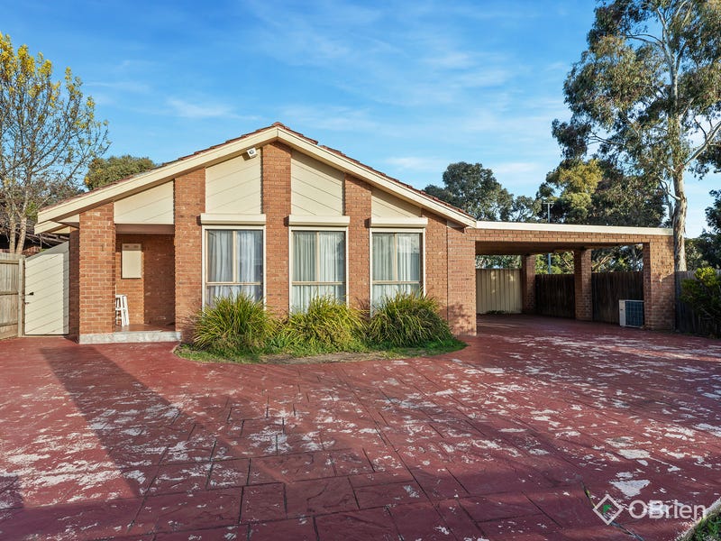 1 Santa Monica Drive, Keilor Lodge, VIC 3038 - realestate.com.au
