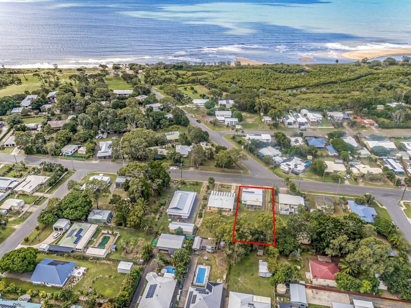 32 Moore Park Road, Moore Park Beach, QLD 4670 - realestate.com.au
