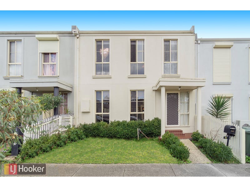 16 Corona Place, Roxburgh Park, VIC 3064 - realestate.com.au