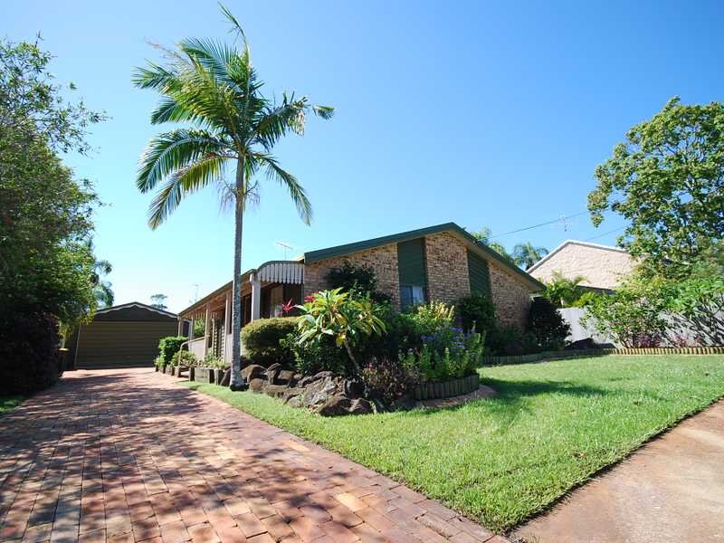 40 Lawrence Street, Mooloolaba, Qld 4557 - Property Details