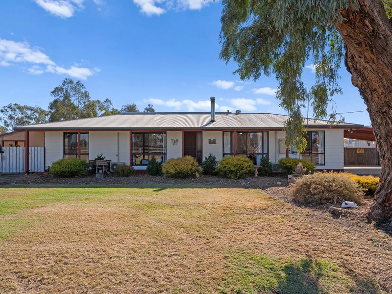 30 Trewin Road, Goorambat, Vic 3725 - Property Details