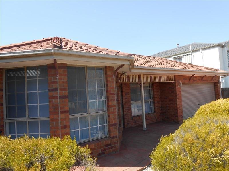 10 Dora Way, Epping, VIC 3076 - realestate.com.au