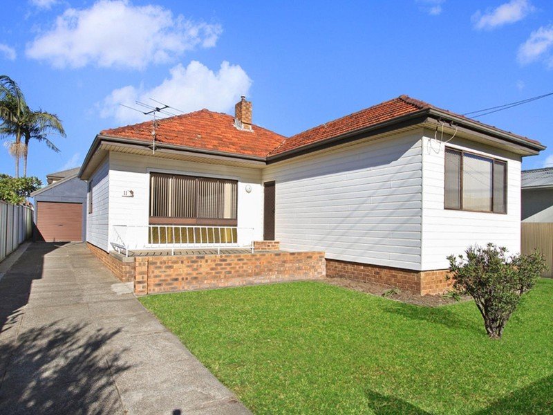 11 Ross Street, Wollongong, NSW 2500 - realestate.com.au