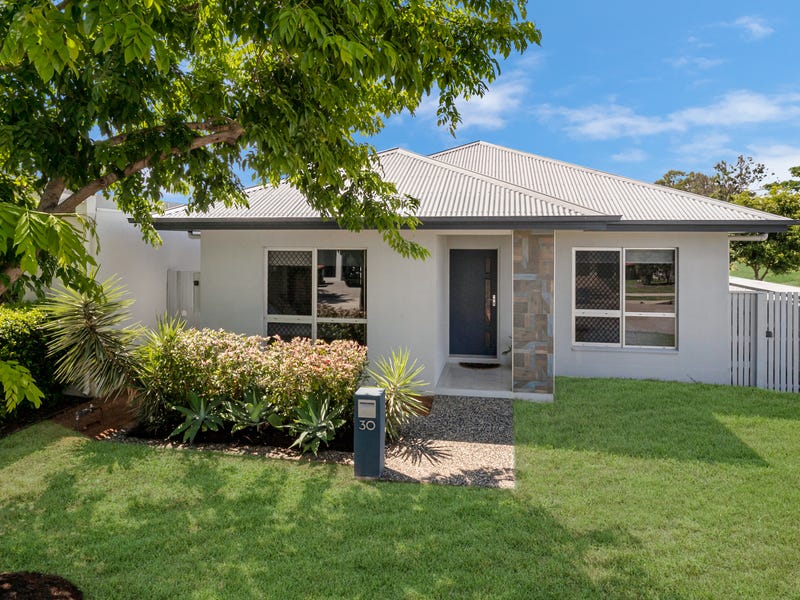 30 Lawrie Avenue, Oonoonba, Qld 4811 - Property Details