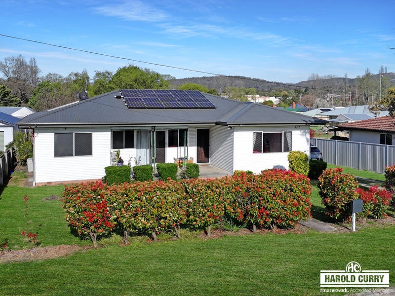 7 Duncan Street, Tenterfield, NSW 2372 - Property Details